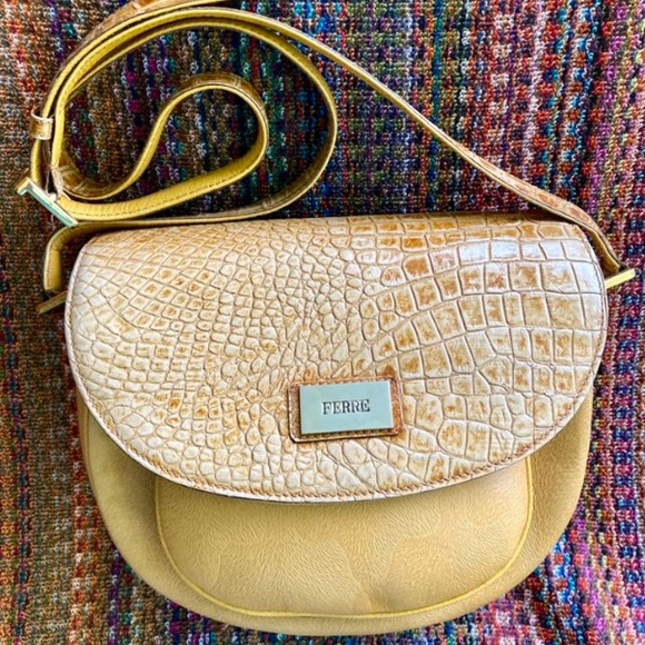 Gianfranco Ferre | Bags | Vintage Giofranco Ferre Crossbody Leather Purse | Poshmark